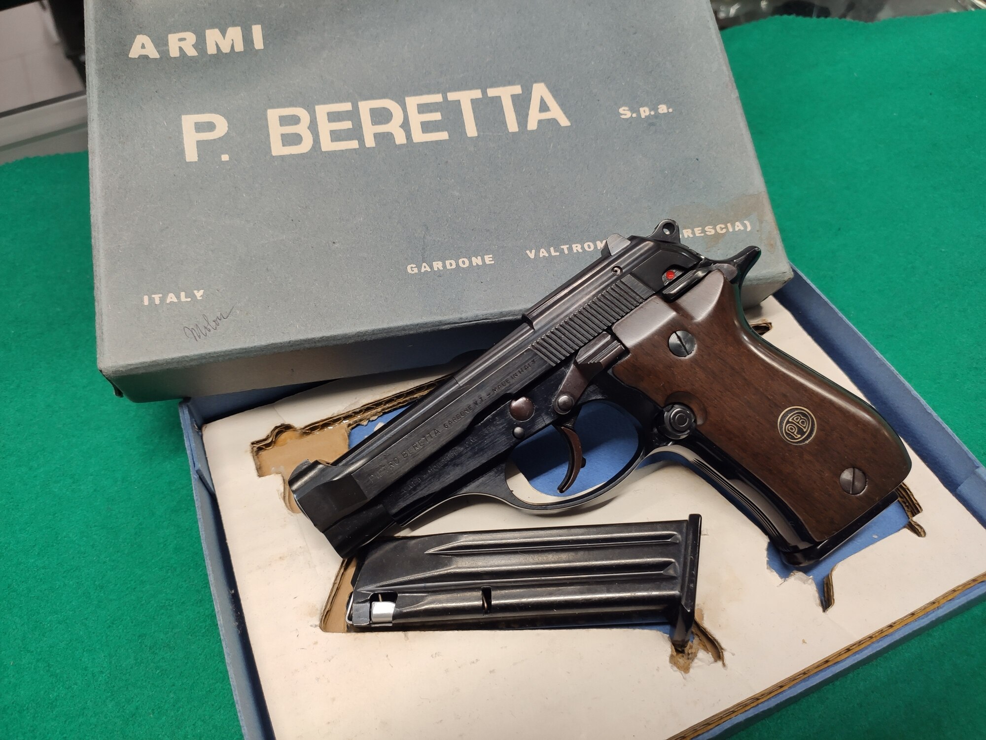 Beretta pistola semiauto. mod. 81 BB cal. 7,65